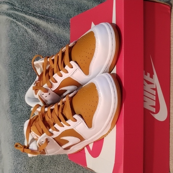 Nike | Shoes | Nike Dunk Low Curry Ds Og All Nib | Poshmark